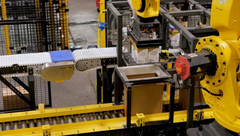 Robotic Case Packers | Industrial Automation | PASCO®